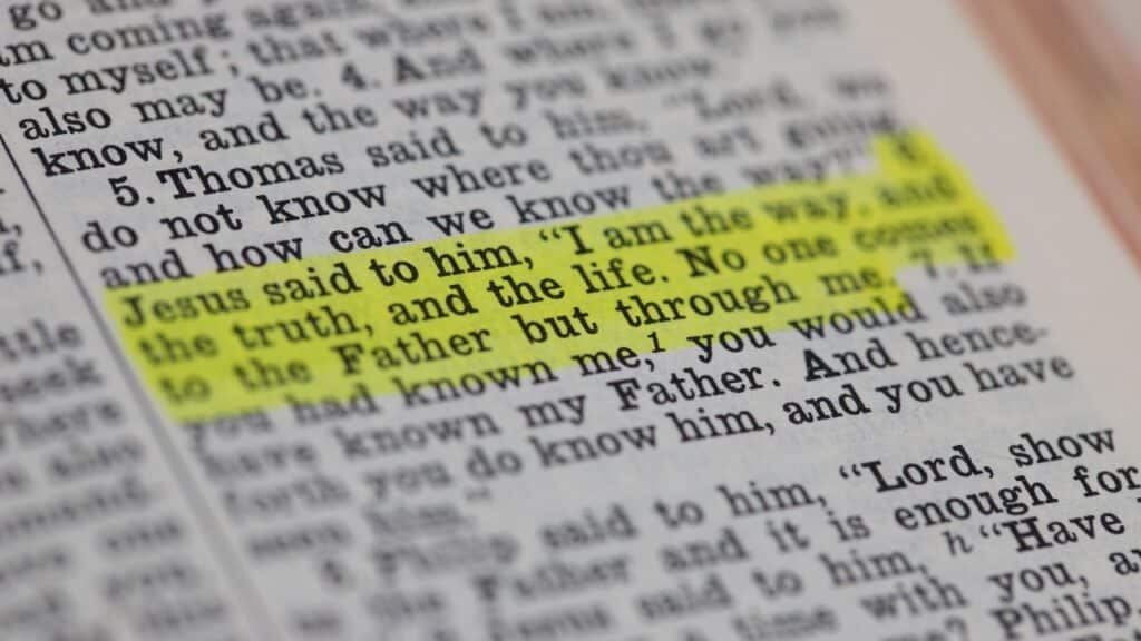 Does Absolute Truth Exist? - Welcome to the Narrow Road!